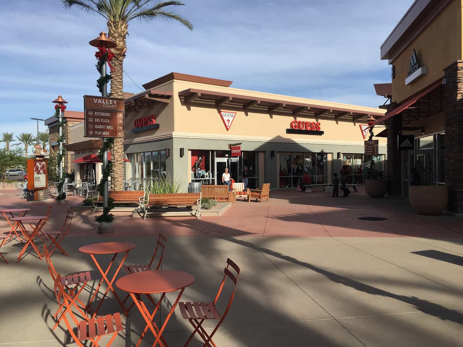 Tucson Premium Outlets Guide - Stores, Restaurants, Parking, Deals ...