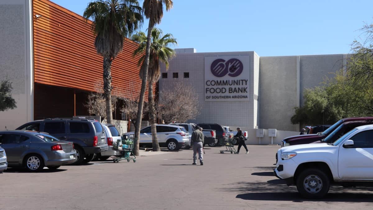 Volunteer in Tucson: Community Food Bank of Southern Arizona